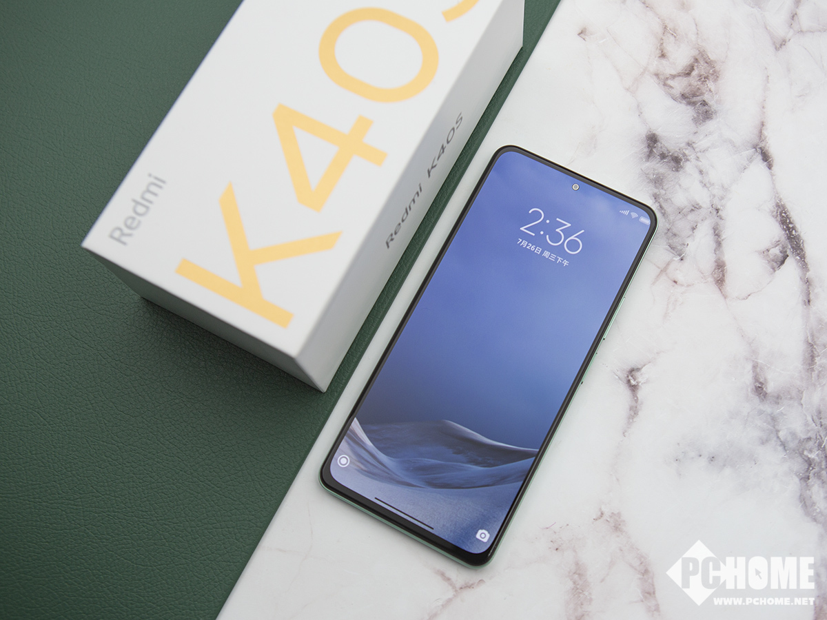Redmi K40S图赏：搭载E4三星直屏的性价比守门员_电脑之家PChome.net