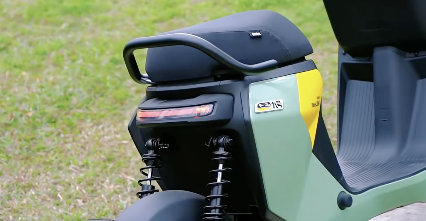 不止110KM续航亮点，九号电动F2z 110细节拉满，妥妥露营骑行电动车-PChome