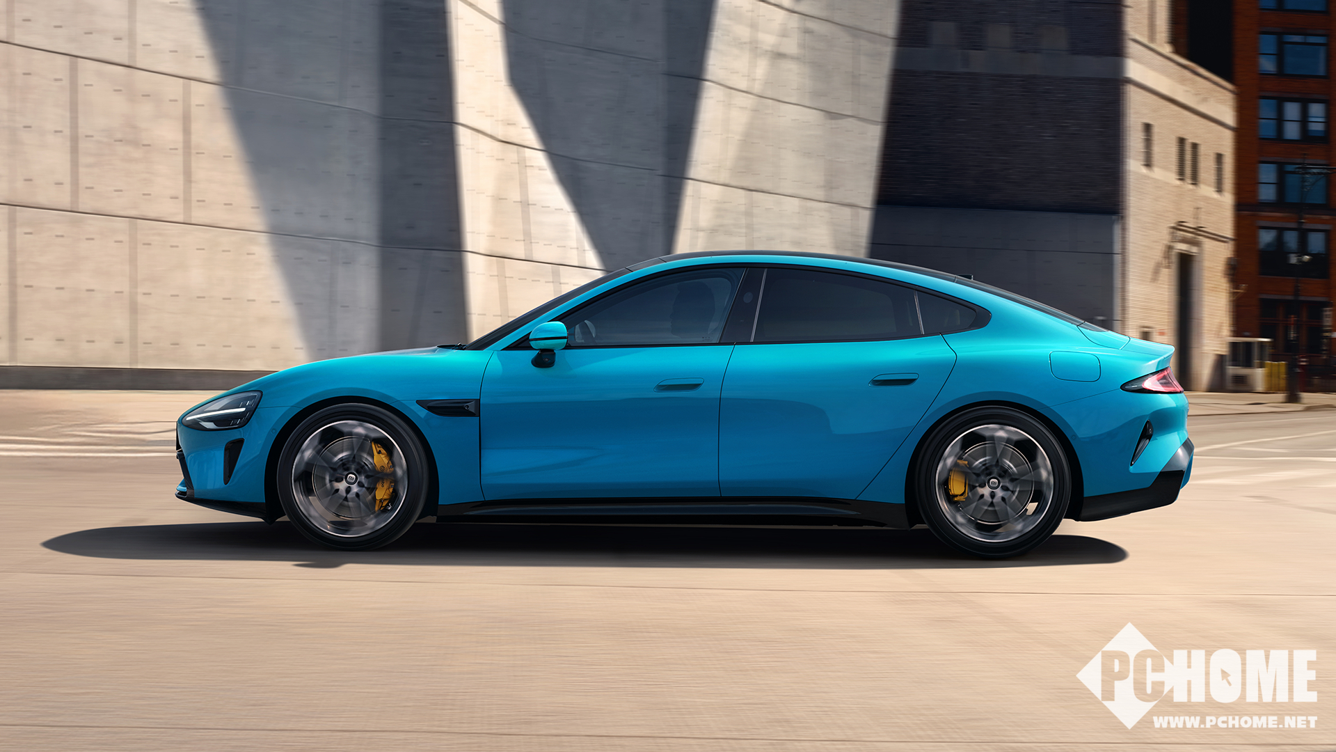 小米召回11.7万辆标准版SU7：将通过OTA技术免费升级